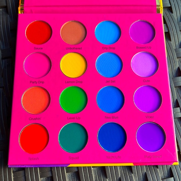 Coloured Raine | Makeup | Coloured Raine Vivid Pigments And Shadows ...